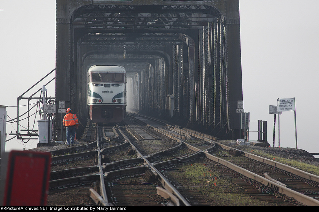AMTK 466 with Cascade #501 with the Mount Baker Talgo set